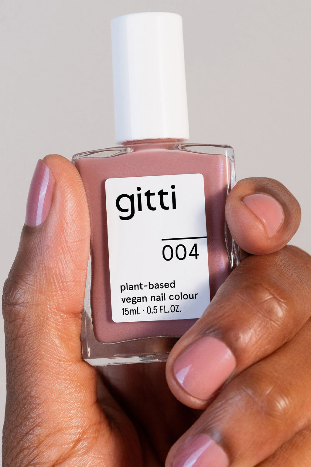 gitti no. 004, Silky Mallow - Sheer & glossy nail polish - plant-based